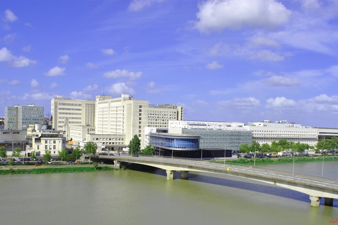CHU de Nantes — Centre — AtlanRéa, réseau régional de réanimations du ...